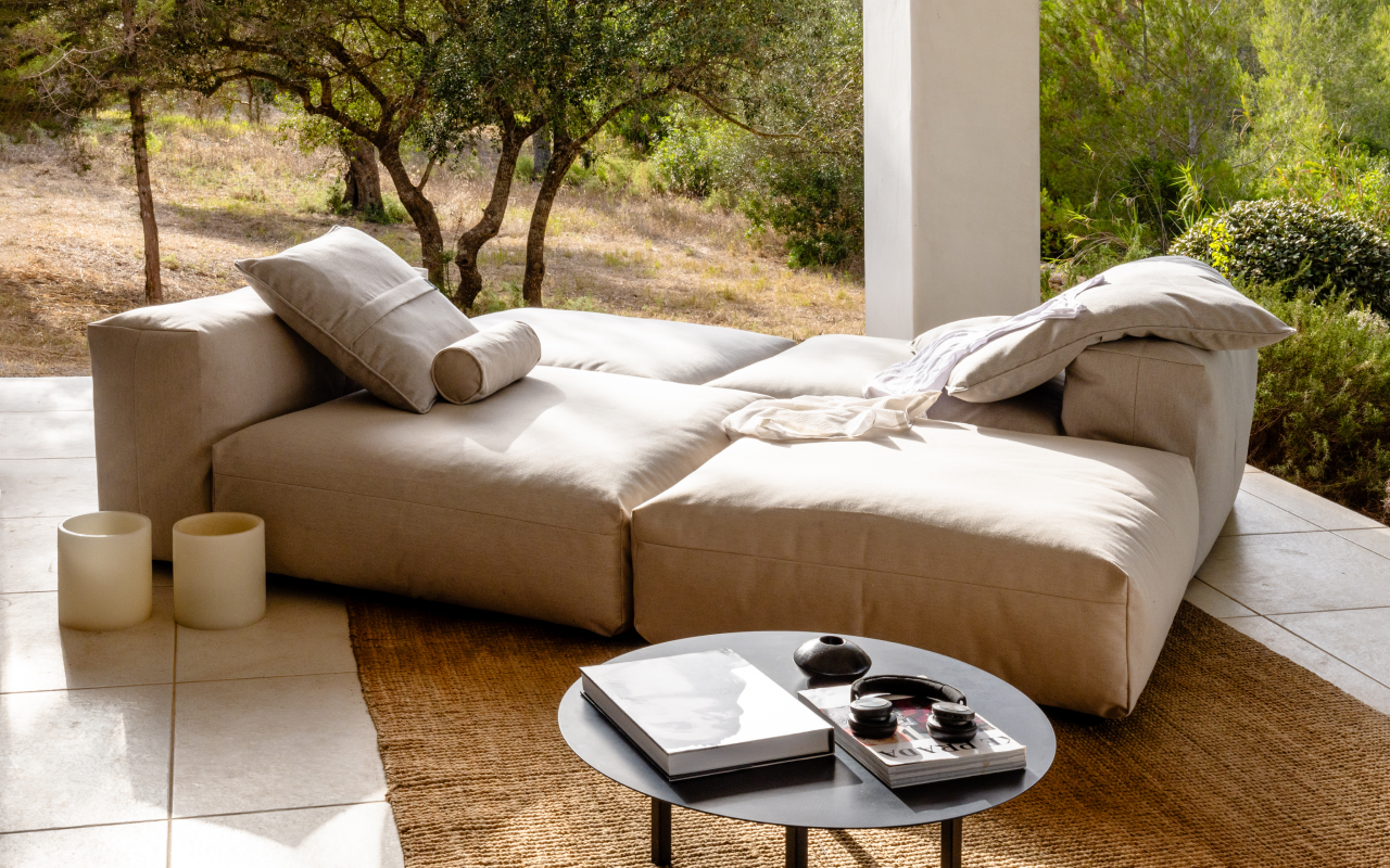 Discover Comfort - vetsak's Luxury Sofas | Unmatched Style & Coziness ...